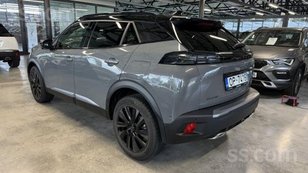 Pelēks Peugeot 2008 2024 Rīga, ar dzinēja tilpumu 1.20 L un nobraukumu 9 tūkst. km par 20900 €, foto 3 vietnē AUTOMOTO.COM.LV