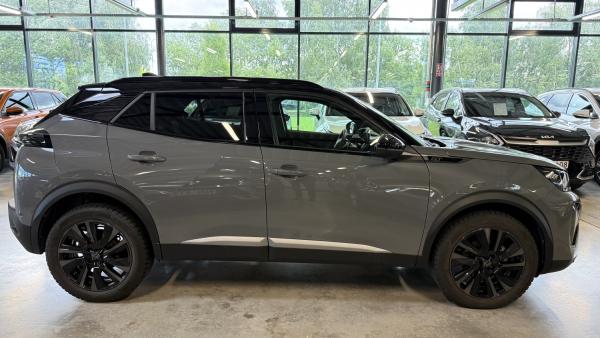 Pelēks Peugeot 2008 2024 Rīga, ar dzinēja tilpumu 1.20 L un nobraukumu 9 tūkst. km par 2090000 €, foto 4 vietnē AUTOMOTO.COM.LV