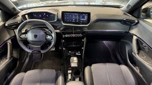 Pelēks Peugeot 2008 2024 Rīga, ar dzinēja tilpumu 1.20 L un nobraukumu 9 tūkst. km par 2090000 €, foto 16 vietnē AUTOMOTO.COM.LV