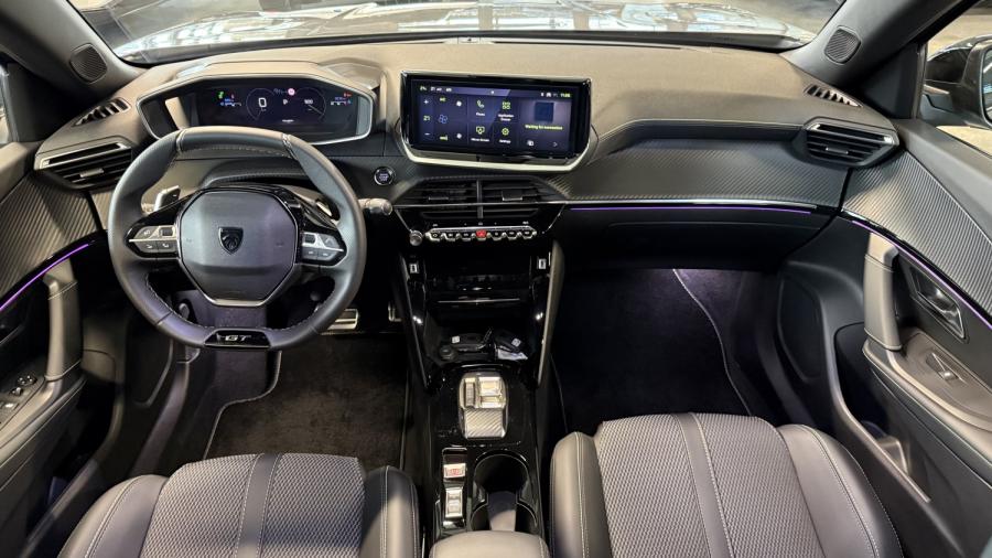 Pelēks Peugeot 2008 2024 Rīga, ar dzinēja tilpumu 1.20 L un nobraukumu 9 tūkst. km par 2090000 €, foto 16 vietnē AUTOMOTO.COM.LV
