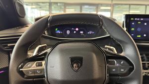 Pelēks Peugeot 2008 2024 Rīga, ar dzinēja tilpumu 1.20 L un nobraukumu 9 tūkst. km par 2090000 €, foto 18 vietnē AUTOMOTO.COM.LV