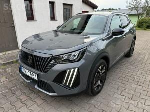 Pelēks Peugeot 2008 2024 Rīga, ar dzinēja tilpumu 1.20 L un nobraukumu 35 tūkst. km par 23000 €, foto  vietnē AUTOMOTO.COM.LV