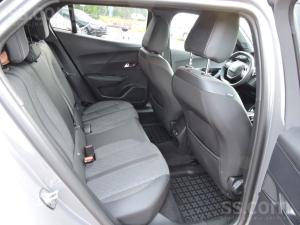 Grey Peugeot 2008 2024 in Cesis, with an engine capacity of 1.20 L and mileage of 35 thousand km for 21350 €, photo 8 on AUTOMOTO.COM.LV