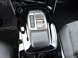 Grey Peugeot 2008 2024 in Cesis, with an engine capacity of 1.20 L and mileage of 35 thousand km for 21350 €, photo 12 on AUTOMOTO.COM.LV