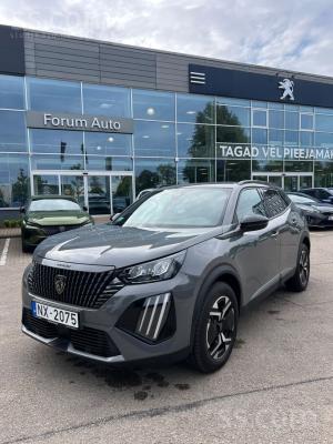 Grey Peugeot 2008 2024 in Riga, with an engine capacity of 1.20 L and mileage of 31 thousand km for 19900 €, photo  on AUTOMOTO.COM.LV