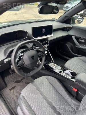 Grey Peugeot 2008 2024 in Riga, with an engine capacity of 1.20 L and mileage of 31 thousand km for 19900 €, photo 14 on AUTOMOTO.COM.LV