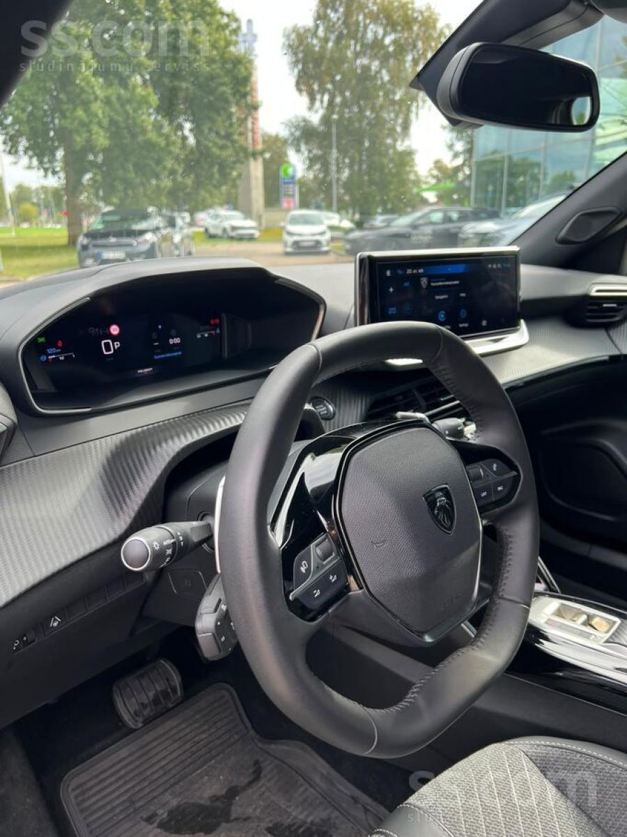 Grey Peugeot 2008 2024 in Riga, with an engine capacity of 1.20 L and mileage of 31 thousand km for 19900 €, photo 20 on AUTOMOTO.COM.LV