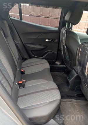 Grey Peugeot 2008 2024 in Riga, with an engine capacity of 1.20 L and mileage of 31 thousand km for 18300 €, photo 8 on AUTOMOTO.COM.LV