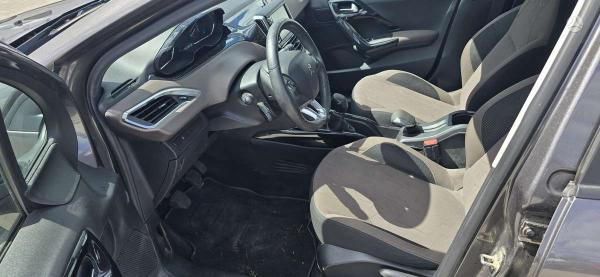 Pelēks Peugeot 2008 2013 Tauragė, ar dzinēja tilpumu 1.20 L un nobraukumu 149 tūkst. km par 2750 €, foto 10 vietnē AUTOMOTO.COM.LV