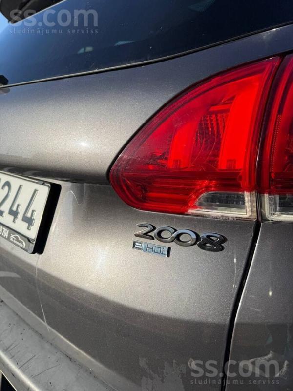 Pelēks Peugeot 2008 2013 Daugavpils, ar dzinēja tilpumu 1.60 L un nobraukumu 182 tūkst. km par 5200 €, foto 6 vietnē AUTOMOTO.COM.LV