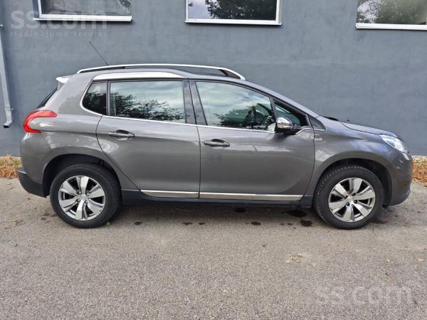 Pelēks Peugeot 2008 2014 Ogre, ar dzinēja tilpumu 1.20 L un nobraukumu 148 tūkst. km par 5450 €, foto 4 vietnē AUTOMOTO.COM.LV