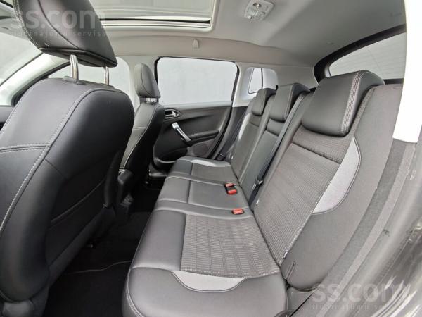 Pelēks Peugeot 2008 2014 Ogre, ar dzinēja tilpumu 1.20 L un nobraukumu 148 tūkst. km par 5450 €, foto 8 vietnē AUTOMOTO.COM.LV
