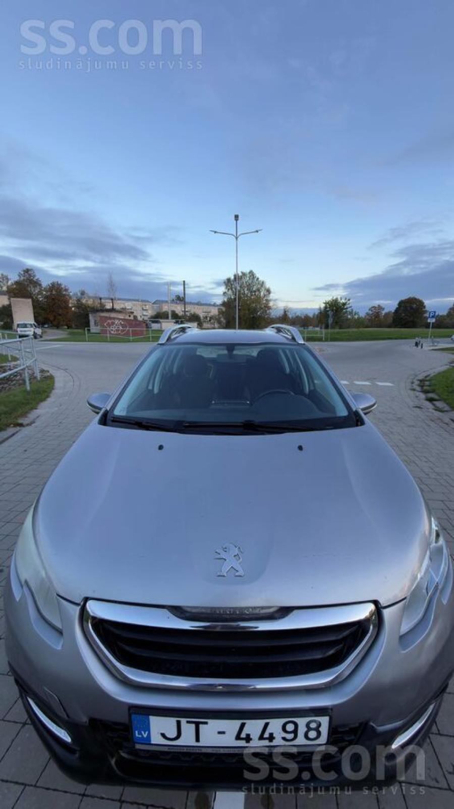 Grey Peugeot 2008 2014 in Riga, with an engine capacity of 1.40 L and mileage of 218 thousand km for 3000 €, photo 6 on AUTOMOTO.COM.LV