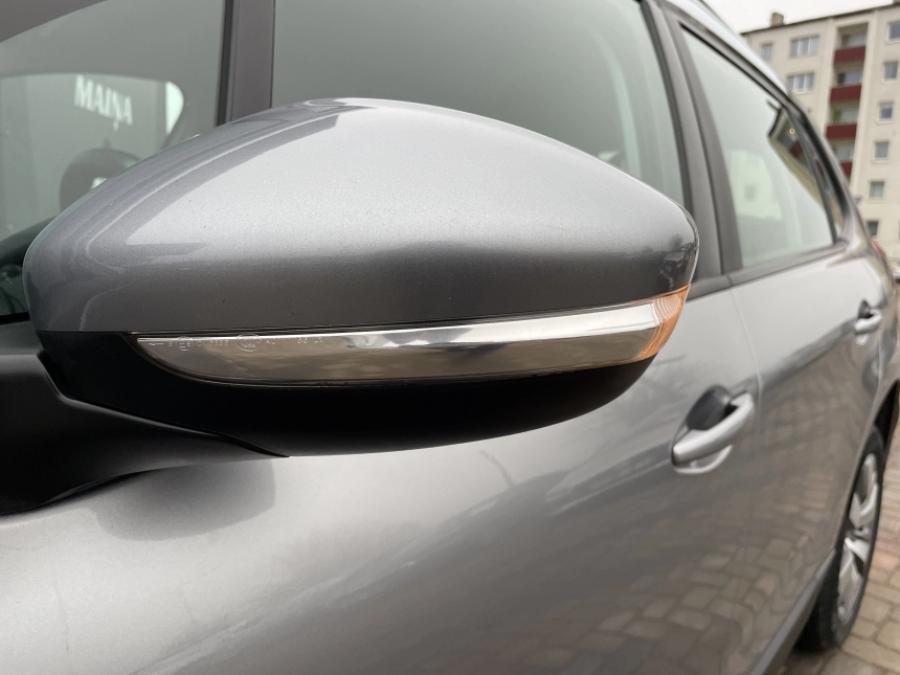 Pelēks Peugeot 2008 2015 Rīga, ar dzinēja tilpumu 1.40 L un nobraukumu 216 tūkst. km par 5450 €, foto 3 vietnē AUTOMOTO.COM.LV