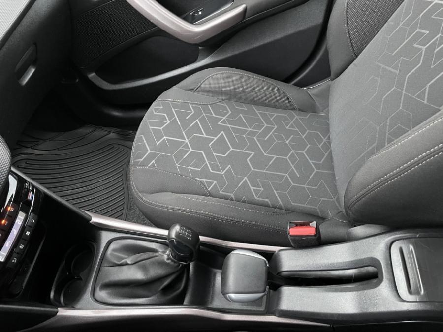 Pelēks Peugeot 2008 2015 Rīga, ar dzinēja tilpumu 1.40 L un nobraukumu 216 tūkst. km par 5450 €, foto 8 vietnē AUTOMOTO.COM.LV