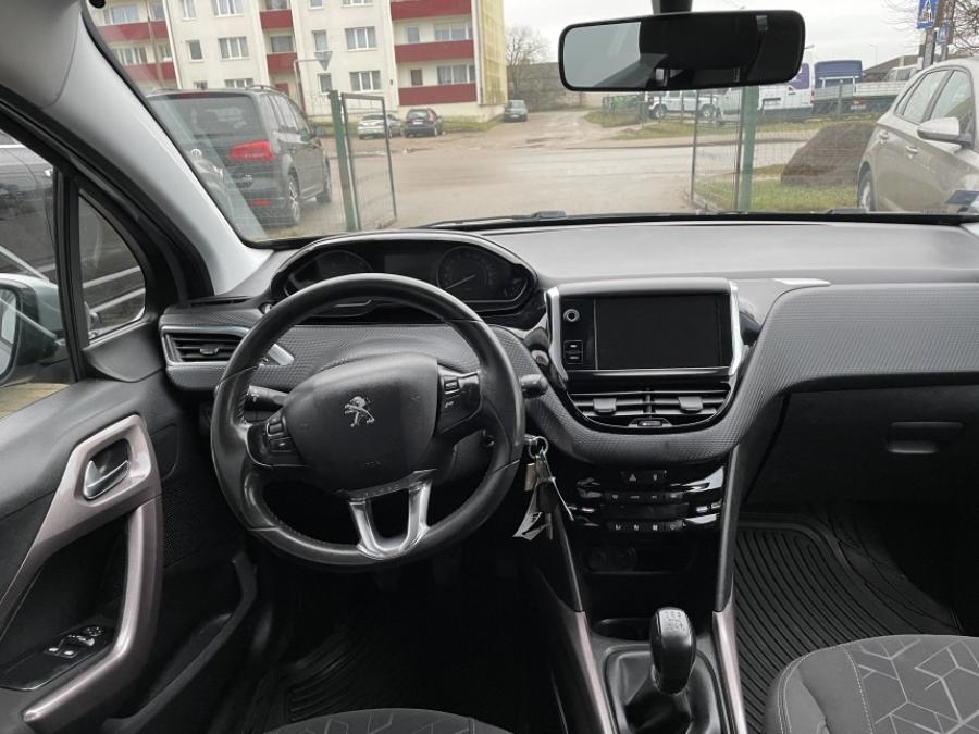 Pelēks Peugeot 2008 2015 Rīga, ar dzinēja tilpumu 1.40 L un nobraukumu 216 tūkst. km par 5450 €, foto 20 vietnē AUTOMOTO.COM.LV