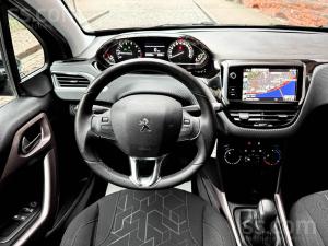 Pelēks Peugeot 2008 2016 Rīga, ar dzinēja tilpumu 1.20 L un nobraukumu 46 tūkst. km par 6450 €, foto 5 vietnē AUTOMOTO.COM.LV