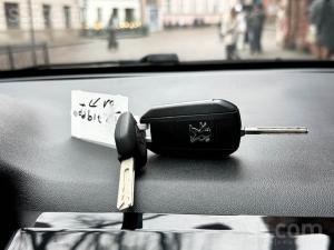 Pelēks Peugeot 2008 2016 Rīga, ar dzinēja tilpumu 1.20 L un nobraukumu 46 tūkst. km par 6450 €, foto 14 vietnē AUTOMOTO.COM.LV