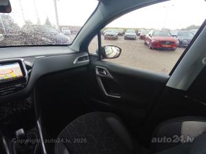 Pelēks Peugeot 2008 2016 Tartu, ar dzinēja tilpumu 1.20 L un nobraukumu 123 tūkst. km par 7490 €, foto 12 vietnē AUTOMOTO.COM.LV