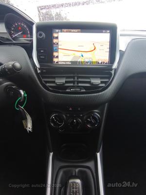 Pelēks Peugeot 2008 2016 Tartu, ar dzinēja tilpumu 1.20 L un nobraukumu 123 tūkst. km par 7490 €, foto 13 vietnē AUTOMOTO.COM.LV