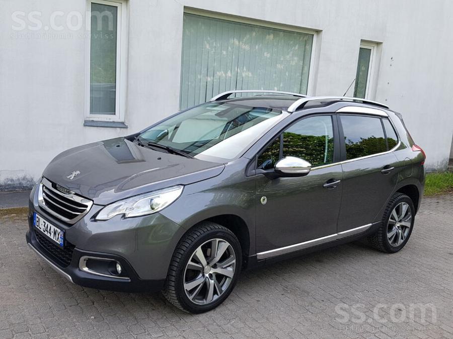 Grey Peugeot 2008 2017 in Riga, with an engine capacity of 1.20 L and mileage of 110 thousand km for 5850 €, photo 5 on AUTOMOTO.COM.LV