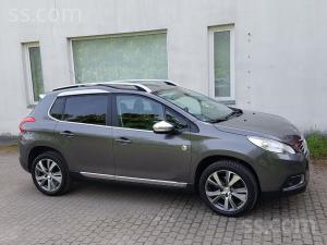 Grey Peugeot 2008 2017 in Riga, with an engine capacity of 1.20 L and mileage of 110 thousand km for 5850 €, photo 7 on AUTOMOTO.COM.LV