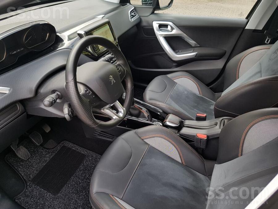 Grey Peugeot 2008 2017 in Riga, with an engine capacity of 1.20 L and mileage of 110 thousand km for 5850 €, photo 15 on AUTOMOTO.COM.LV