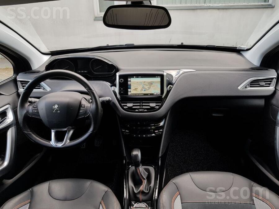 Grey Peugeot 2008 2017 in Riga, with an engine capacity of 1.20 L and mileage of 110 thousand km for 5850 €, photo 16 on AUTOMOTO.COM.LV