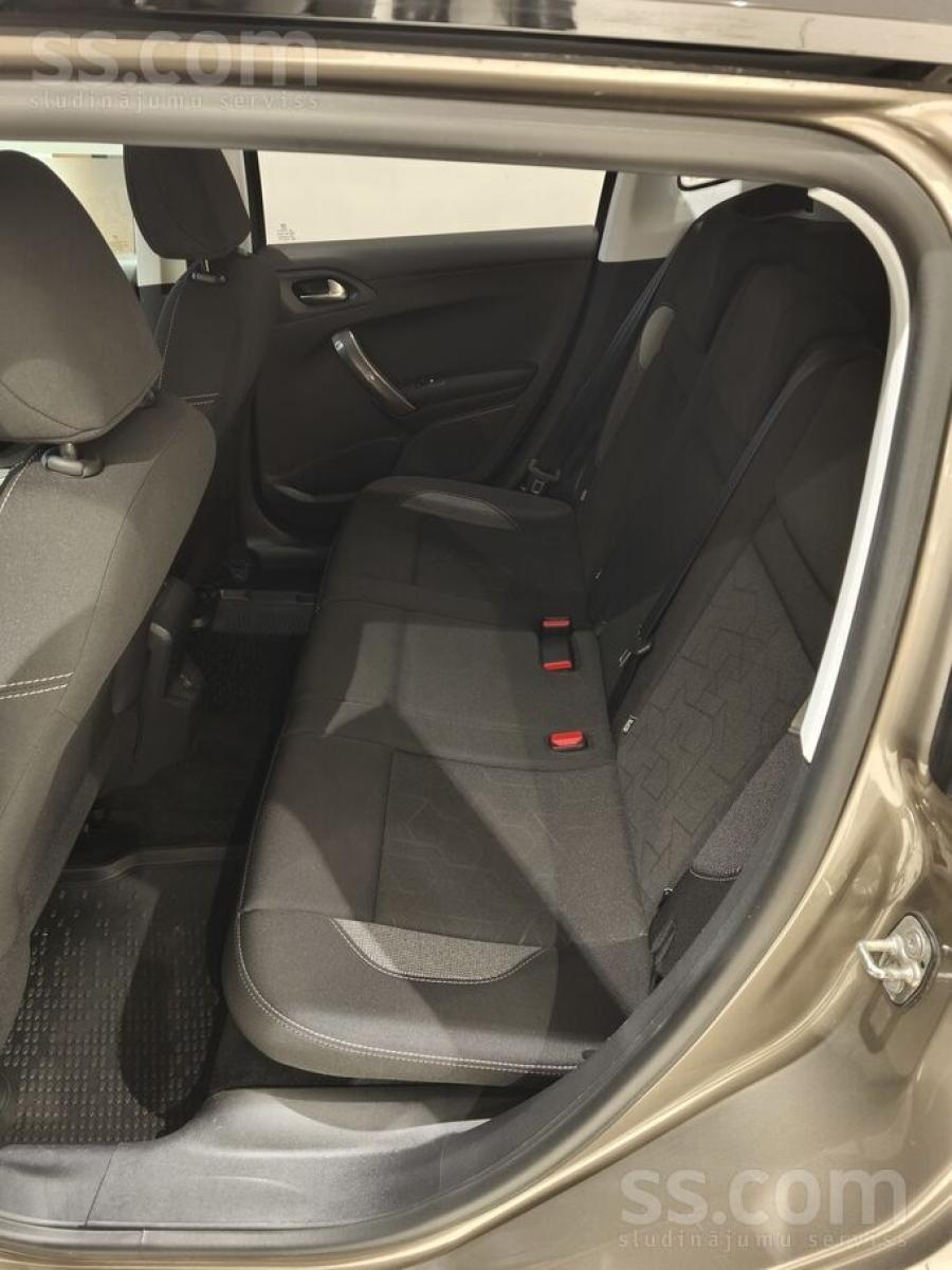 Pelēks Peugeot 2008 2017 Rīga, ar dzinēja tilpumu 1.20 L un nobraukumu 100 tūkst. km par 7490 €, foto 17 vietnē AUTOMOTO.COM.LV