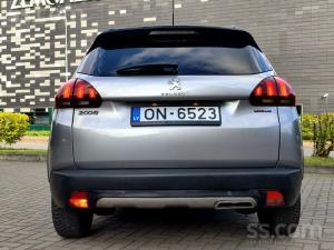Pelēks Peugeot 2008 2017 Jelgava, ar dzinēja tilpumu 1.20 L un nobraukumu 0 tūkst. km par 7990 €, foto 5 vietnē AUTOMOTO.COM.LV