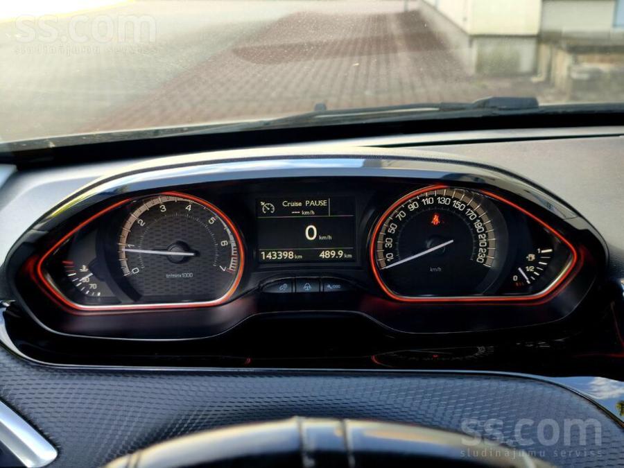 Pelēks Peugeot 2008 2017 Jelgava, ar dzinēja tilpumu 1.20 L un nobraukumu 0 tūkst. km par 7990 €, foto 18 vietnē AUTOMOTO.COM.LV
