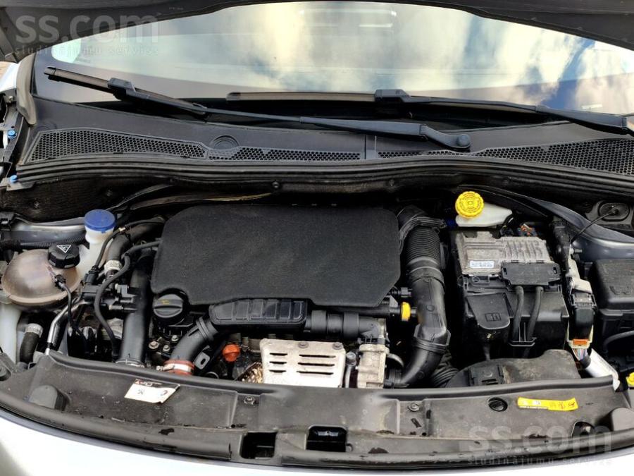 Pelēks Peugeot 2008 2017 Jelgava, ar dzinēja tilpumu 1.20 L un nobraukumu 0 tūkst. km par 7990 €, foto 31 vietnē AUTOMOTO.COM.LV