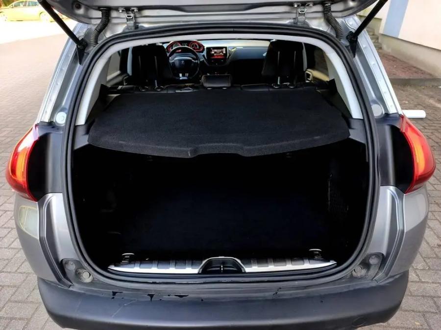 Pelēks Peugeot 2008 2017 Jelgava, ar dzinēja tilpumu 1.20 L un nobraukumu 143 tūkst. km par 7990 €, foto 30 vietnē AUTOMOTO.COM.LV