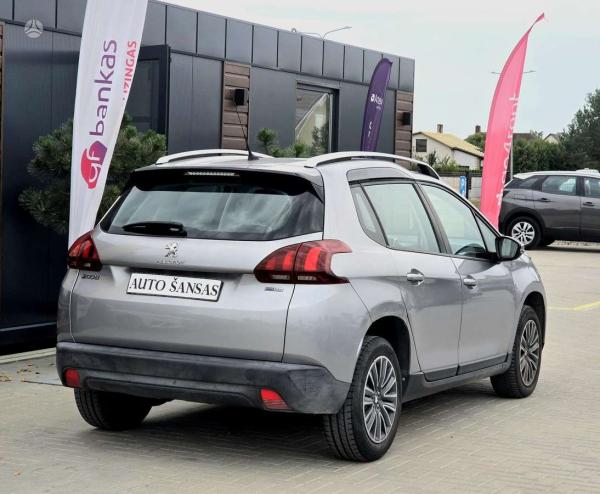Peugeot 2008 2017 Tauragė vietnē Pelēks Peugeot 2008 2017 Tauragė, ar dzinēja tilpumu 1.20 L un nobraukumu 97 tūkst. km par 3850 €, foto 9 vietnē AUTOMOTO.COM.LV