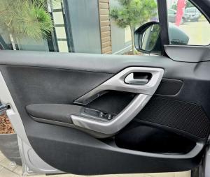 Pelēks Peugeot 2008 2017 Tauragė, ar dzinēja tilpumu 1.20 L un nobraukumu 97 tūkst. km par 3850 €, foto 29 vietnē AUTOMOTO.COM.LV