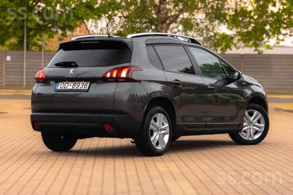 Pelēks Peugeot 2008 2018 Jelgava, ar dzinēja tilpumu 1.20 L un nobraukumu 131 tūkst. km par 15600 €, foto 4 vietnē AUTOMOTO.COM.LV