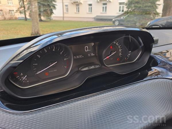 Grey Peugeot 2008 2018 in Riga, with an engine capacity of 1.20 L and mileage of 154 thousand km for 11100 €, photo 9 on AUTOMOTO.COM.LV