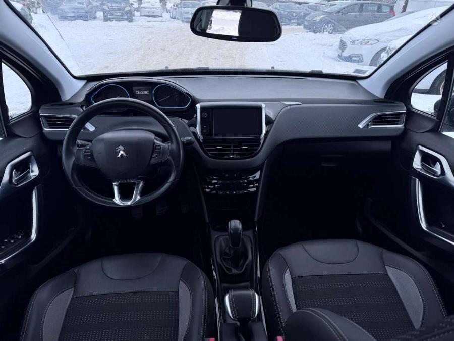 Grey Peugeot 2008 2018 in Taurage, with an engine capacity of 1.20 L and mileage of 91 thousand km for 7300 €, photo 14 on AUTOMOTO.COM.LV