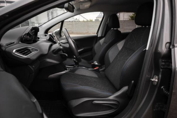 Grey Peugeot 2008 2018 in Riga, with an engine capacity of 1.20 L and mileage of 131 thousand km for 6790 €, photo 9 on AUTOMOTO.COM.LV