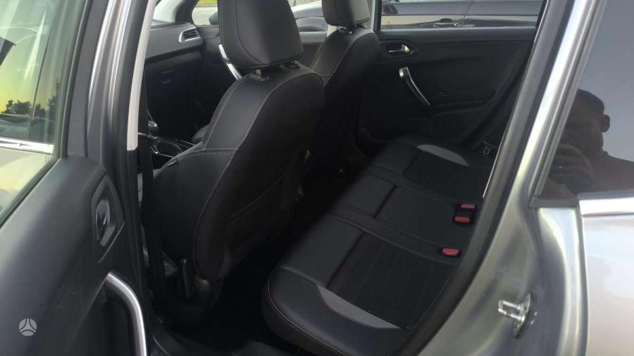 Pelēks Peugeot 2008 2018 Tauragė, ar dzinēja tilpumu 1.20 L un nobraukumu 176 tūkst. km par 6300 €, foto 8 vietnē AUTOMOTO.COM.LV