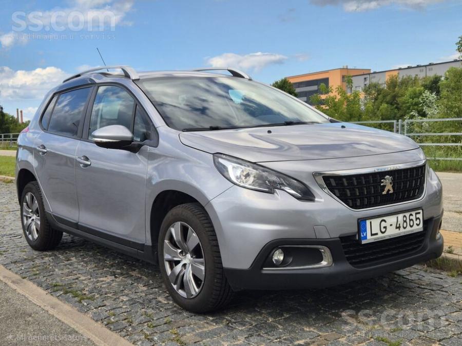 Grey Peugeot 2008 2018 in Riga, with an engine capacity of 1.20 L and mileage of 105 thousand km for 6700 €, photo 4 on AUTOMOTO.COM.LV