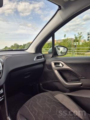 Grey Peugeot 2008 2018 in Riga, with an engine capacity of 1.20 L and mileage of 105 thousand km for 6700 €, photo 14 on AUTOMOTO.COM.LV