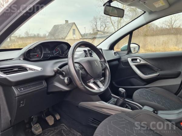 Grey Peugeot 2008 2018 in Ogre, with an engine capacity of 1.20 L and mileage of 0 thousand km for 7970 €, photo 10 on AUTOMOTO.COM.LV
