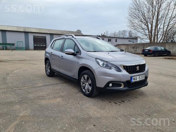 Grey Peugeot 2008 2018 in Ogre, with an engine capacity of 1.20 L and mileage of 0 thousand km for 7970 €, photo 4 on AUTOMOTO.COM.LV