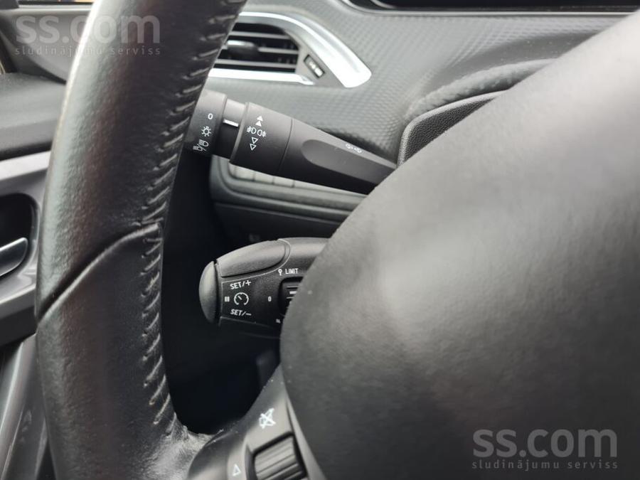Pelēks Peugeot 2008 2018 Ogre, ar dzinēja tilpumu 1.20 L un nobraukumu 0 tūkst. km par 7970 €, foto 13 vietnē AUTOMOTO.COM.LV