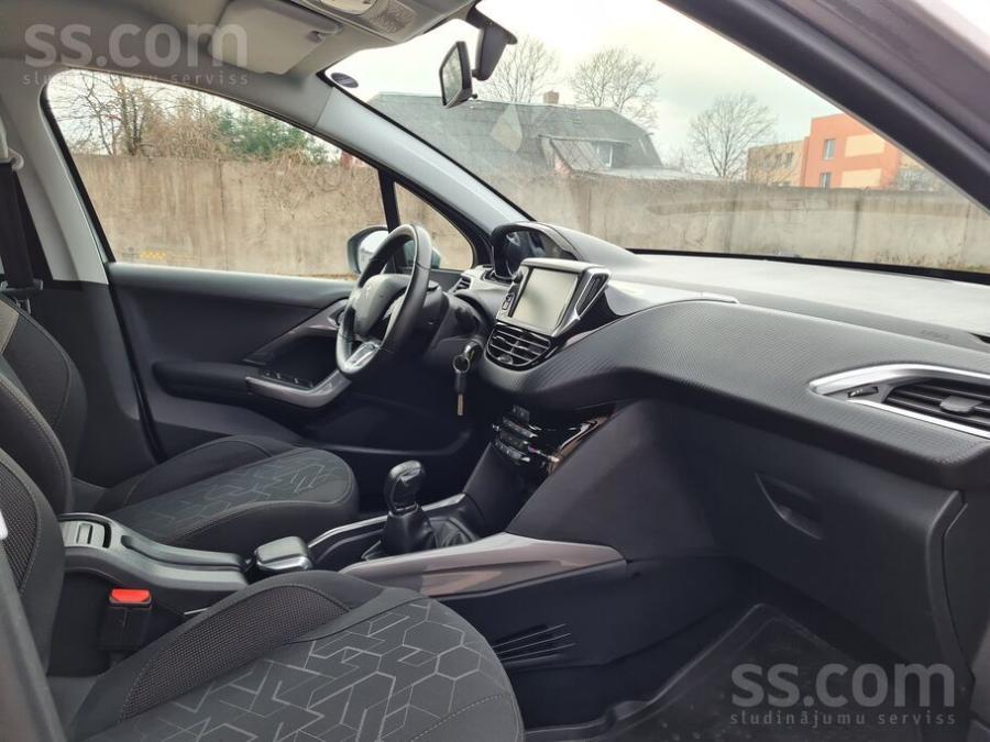 Pelēks Peugeot 2008 2018 Ogre, ar dzinēja tilpumu 1.20 L un nobraukumu 0 tūkst. km par 7970 €, foto 20 vietnē AUTOMOTO.COM.LV
