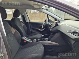 Pelēks Peugeot 2008 2018 Ogre, ar dzinēja tilpumu 1.20 L un nobraukumu 0 tūkst. km par 7970 €, foto 21 vietnē AUTOMOTO.COM.LV