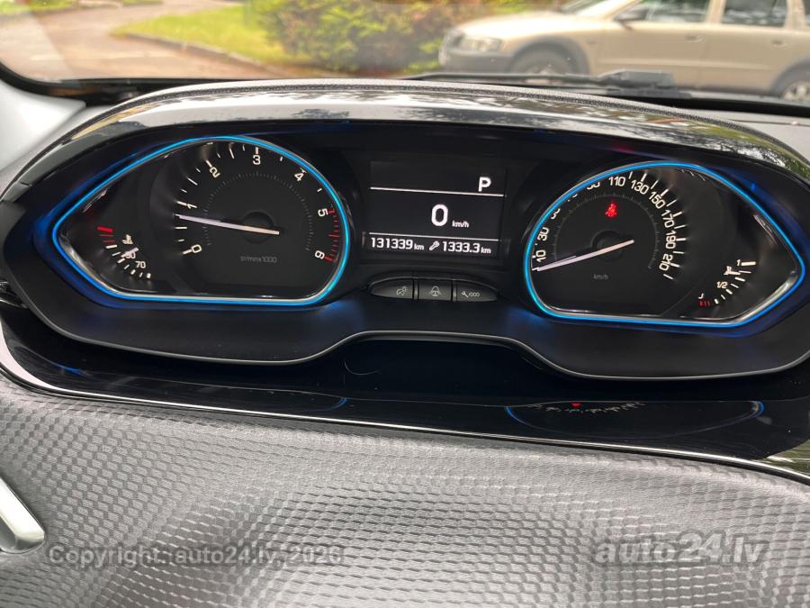 Pelēks Peugeot 2008 2019 Rīga, ar dzinēja tilpumu 0.00 L un nobraukumu 132 tūkst. km par 12390 €, foto 8 vietnē AUTOMOTO.COM.LV