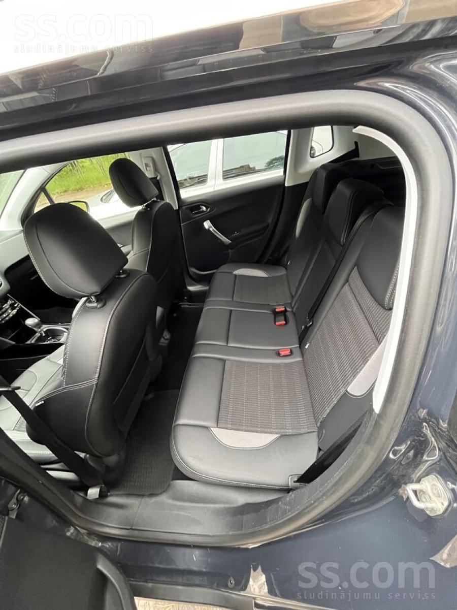 Pelēks Peugeot 2008 2019 Rīga, ar dzinēja tilpumu 1.50 L un nobraukumu 131 tūkst. km par 12900 €, foto 7 vietnē AUTOMOTO.COM.LV