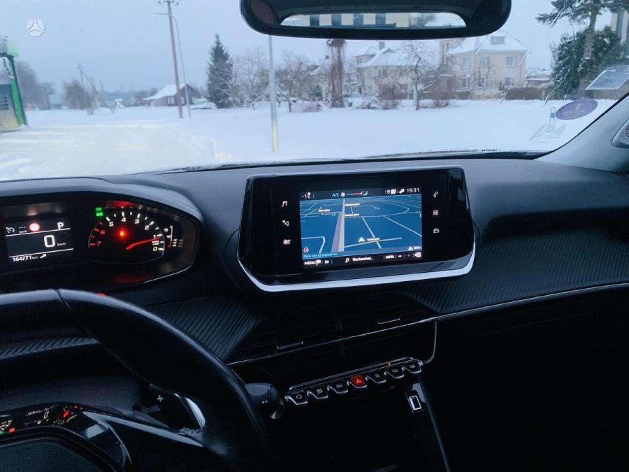 Grey Peugeot 2008 2020 in Taurage, with an engine capacity of 1.20 L and mileage of 156 thousand km for 10600 €, photo 7 on AUTOMOTO.COM.LV